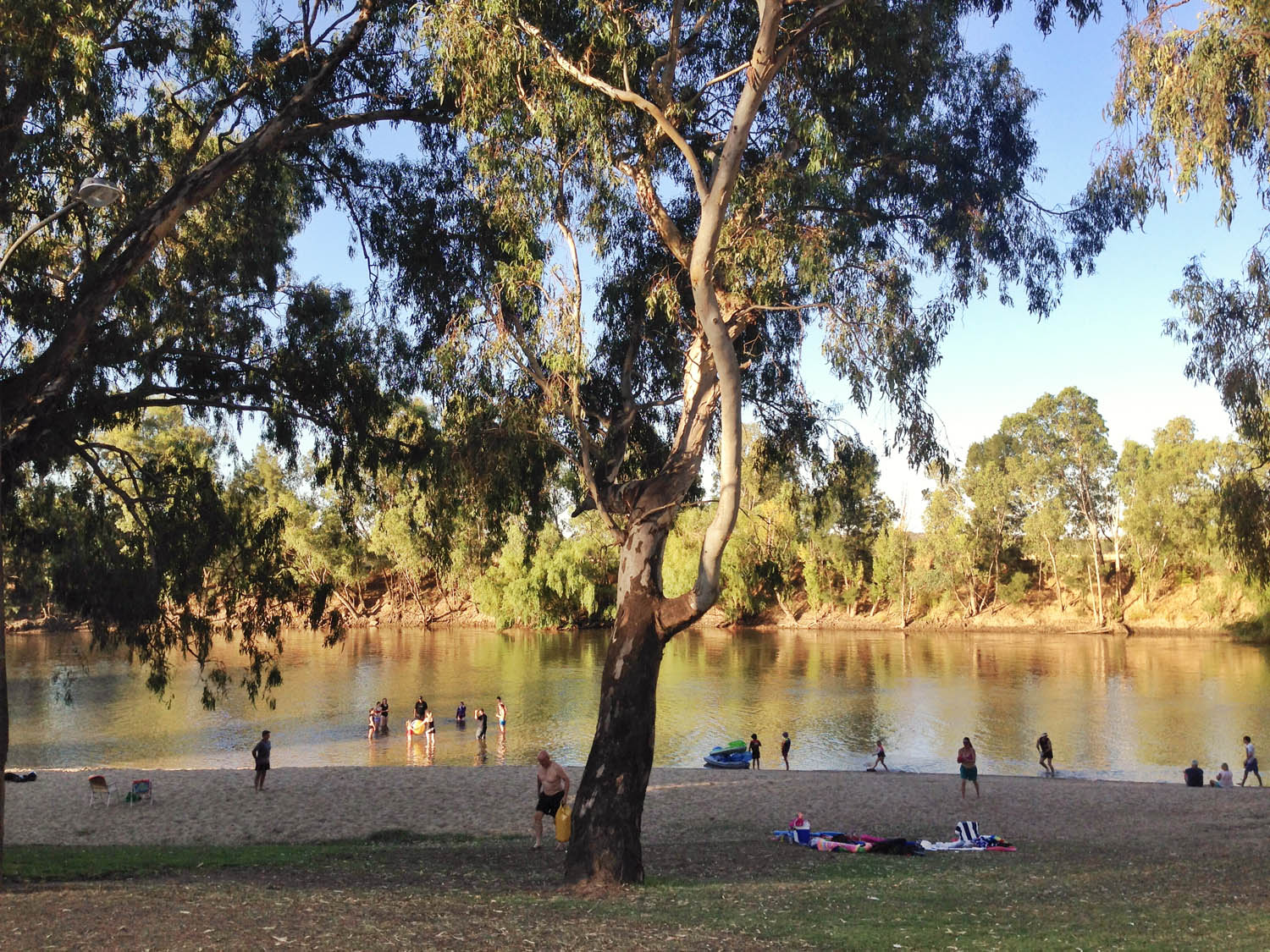 Wagga Wagga Beach Caravan Park Naive Nomads